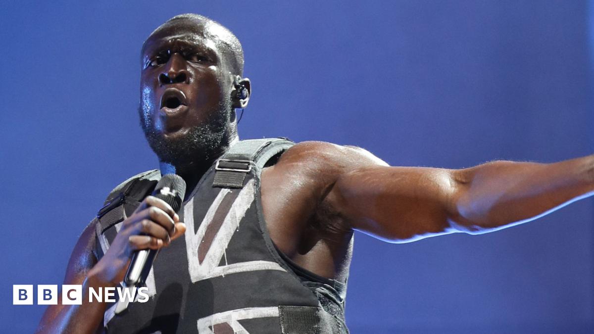 Stormzy: Rapper banned from driving after mobile phone use - BBC News