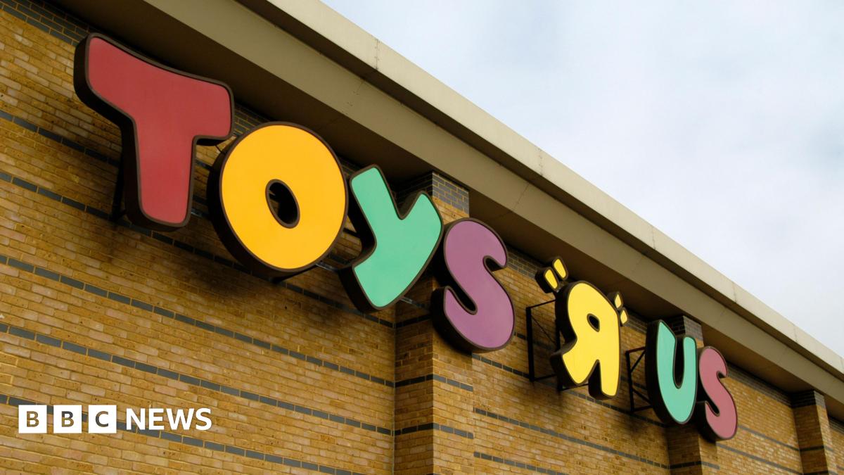 Toys R Us announces 17 new locations in WH Smith partnership - BBC News
