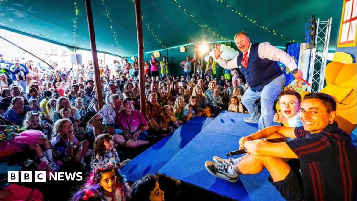 Camp Bestival Shropshire scraps 2025 event at Weston Park - BBC News