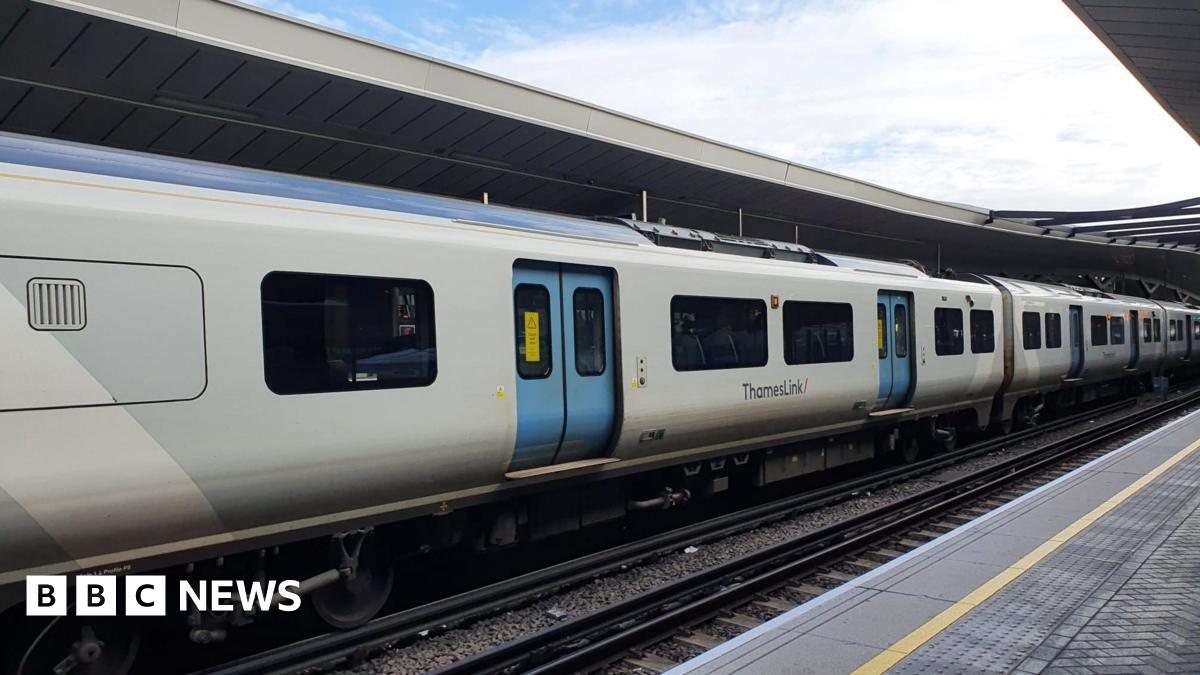 Govia Thameslink Railway pledges to tackle antisocial behaviour - BBC News