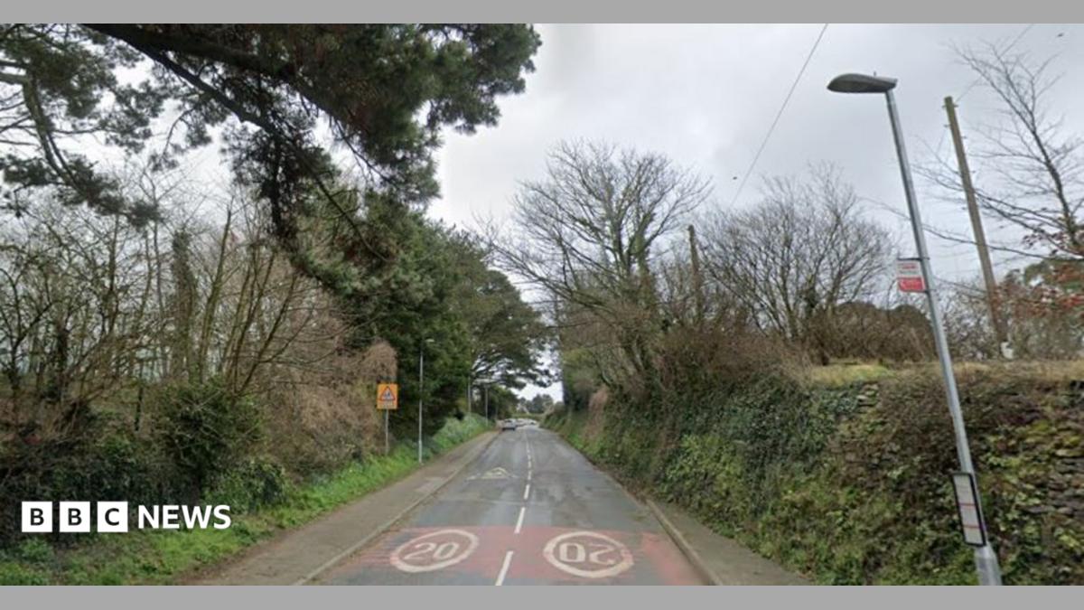 Road near Tregony closed for safety reasons - BBC News