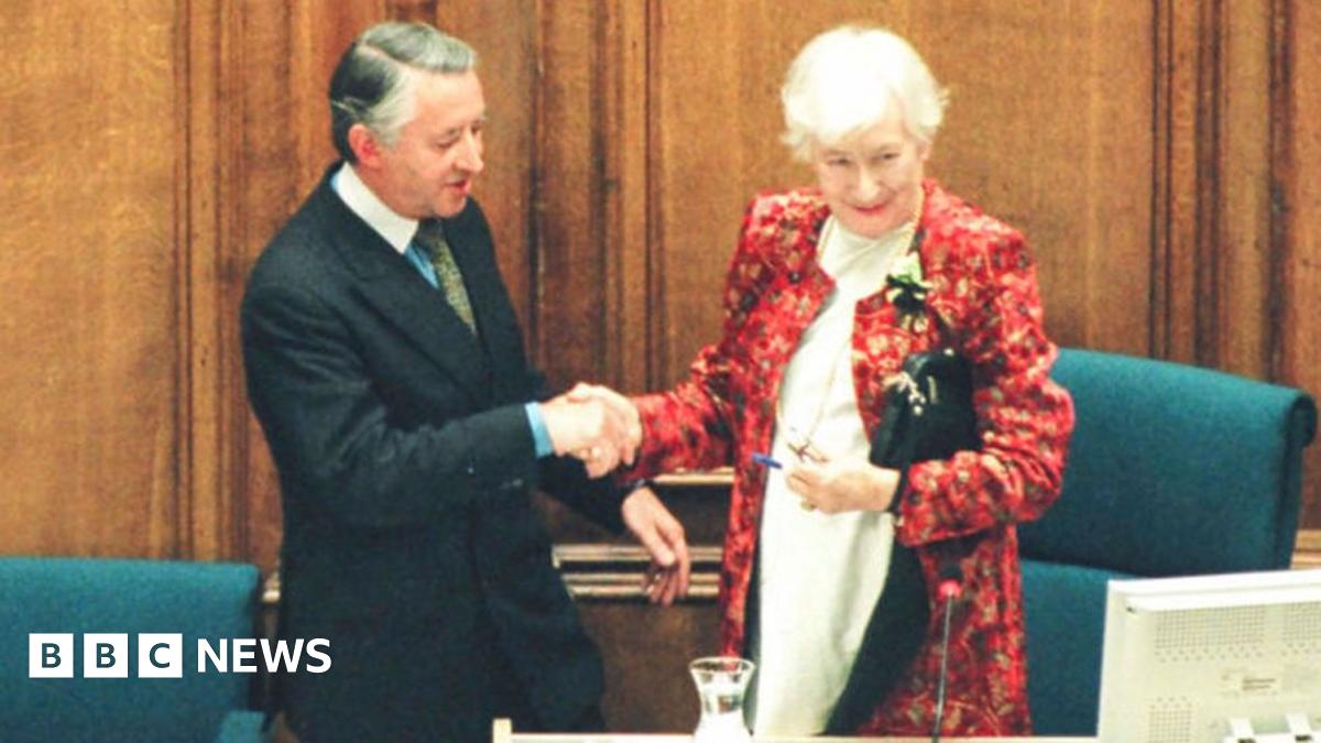 The evolution of devolution: 25 years of the Scottish Parliament - BBC News