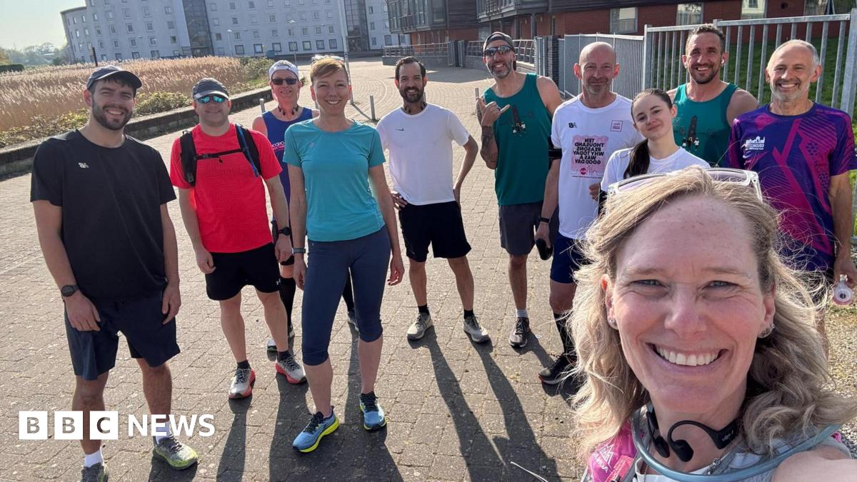Runners take on Colchester's cancelled Hometown Half Marathon - BBC News