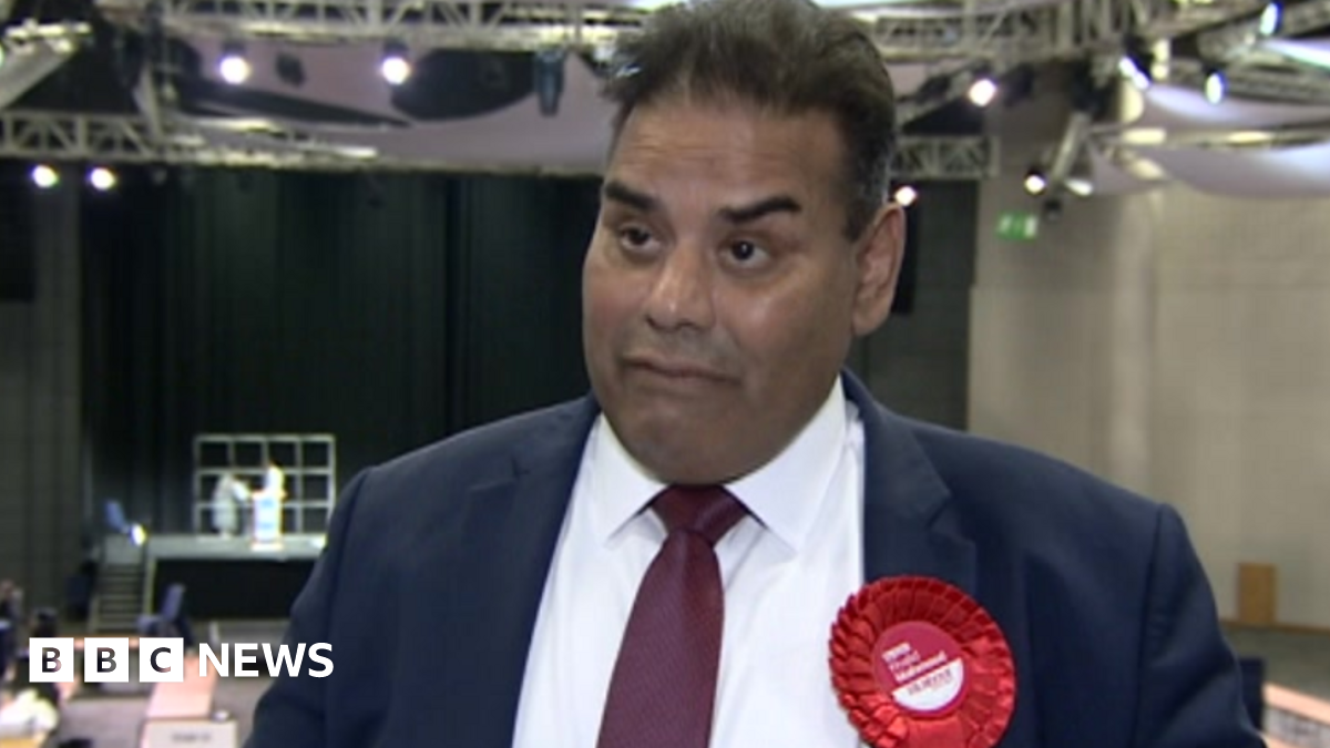 Perry Barr: Labour lose long-held city seat to independent - BBC News
