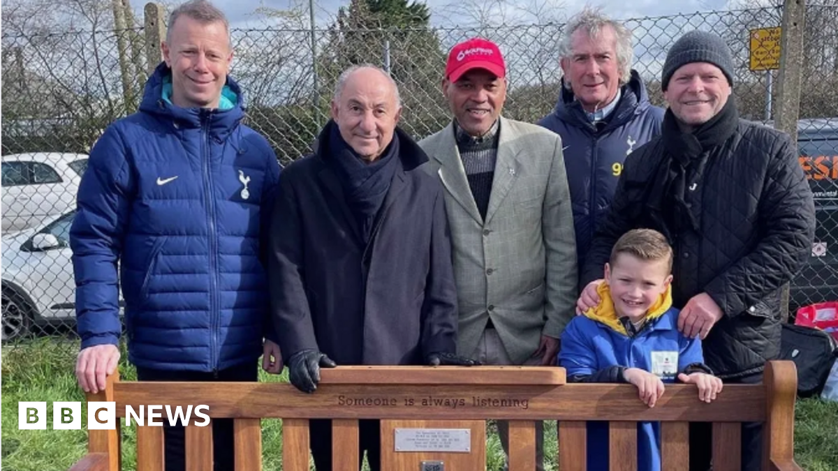 Tottenham legend Micky Hazard aims to save lives with benches - BBC News