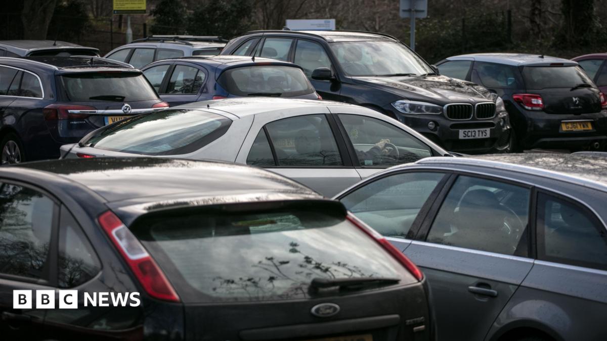New charges begin across nine car parks in Slough - BBC News