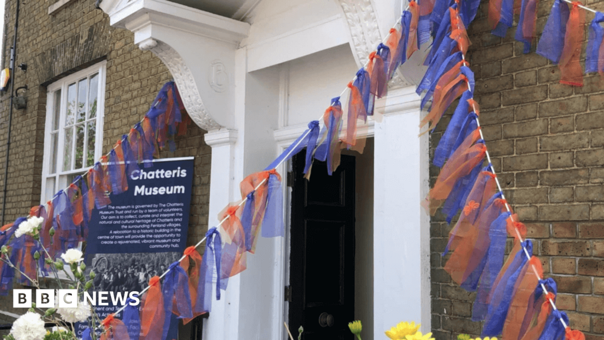 Chatteris to celebrate completion of £1m project - BBC News