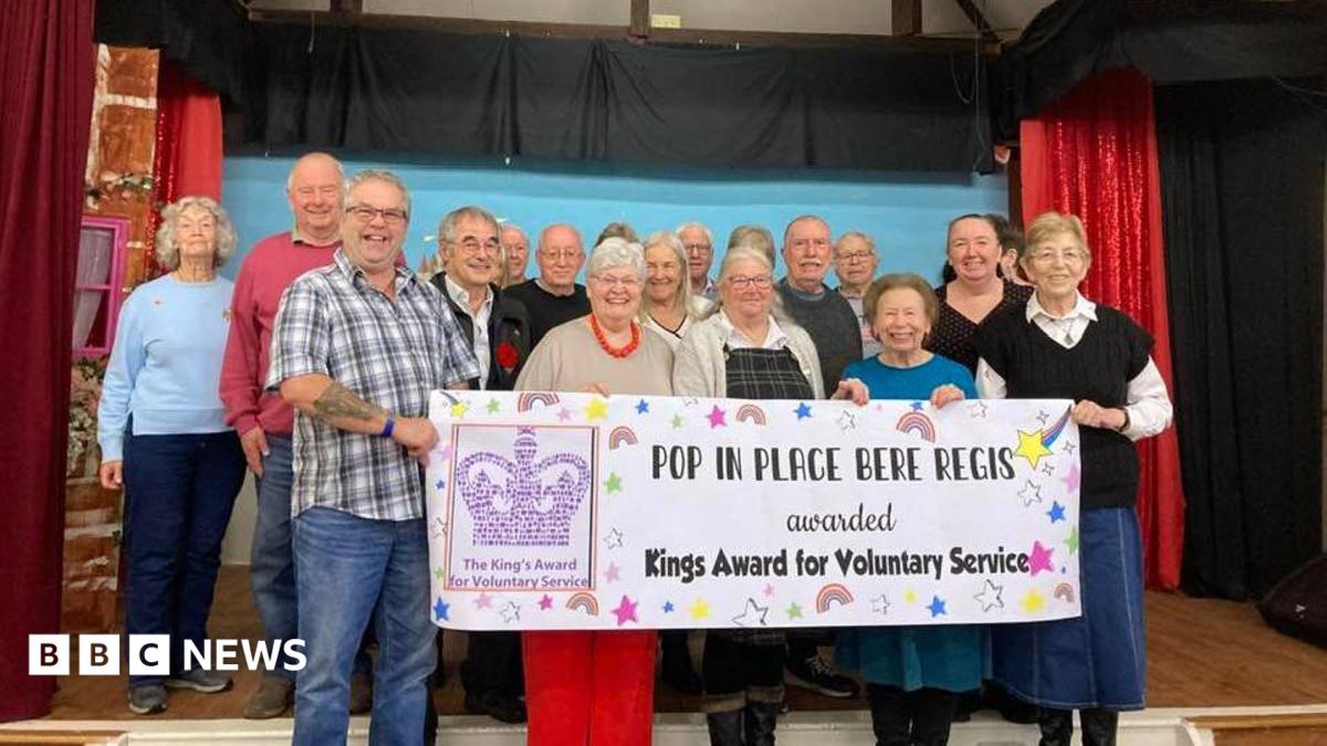 Volunteers across the South honoured with King's Award - BBC News