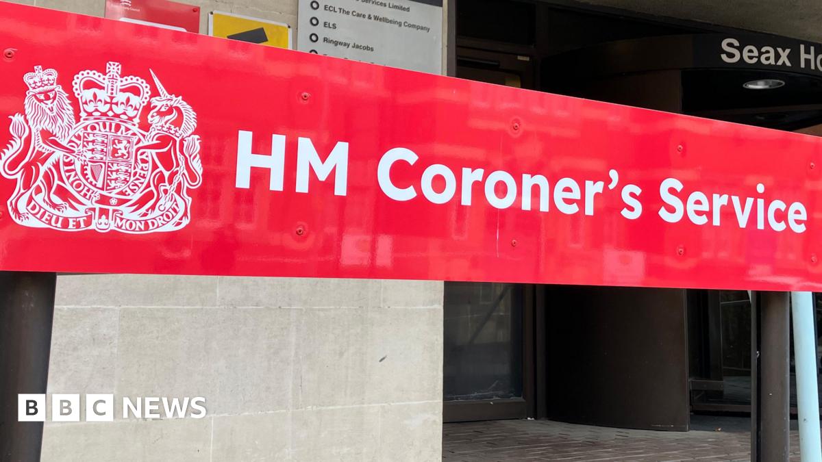 A12 collision victim Katherine Frost was under EPUT care - court - BBC News