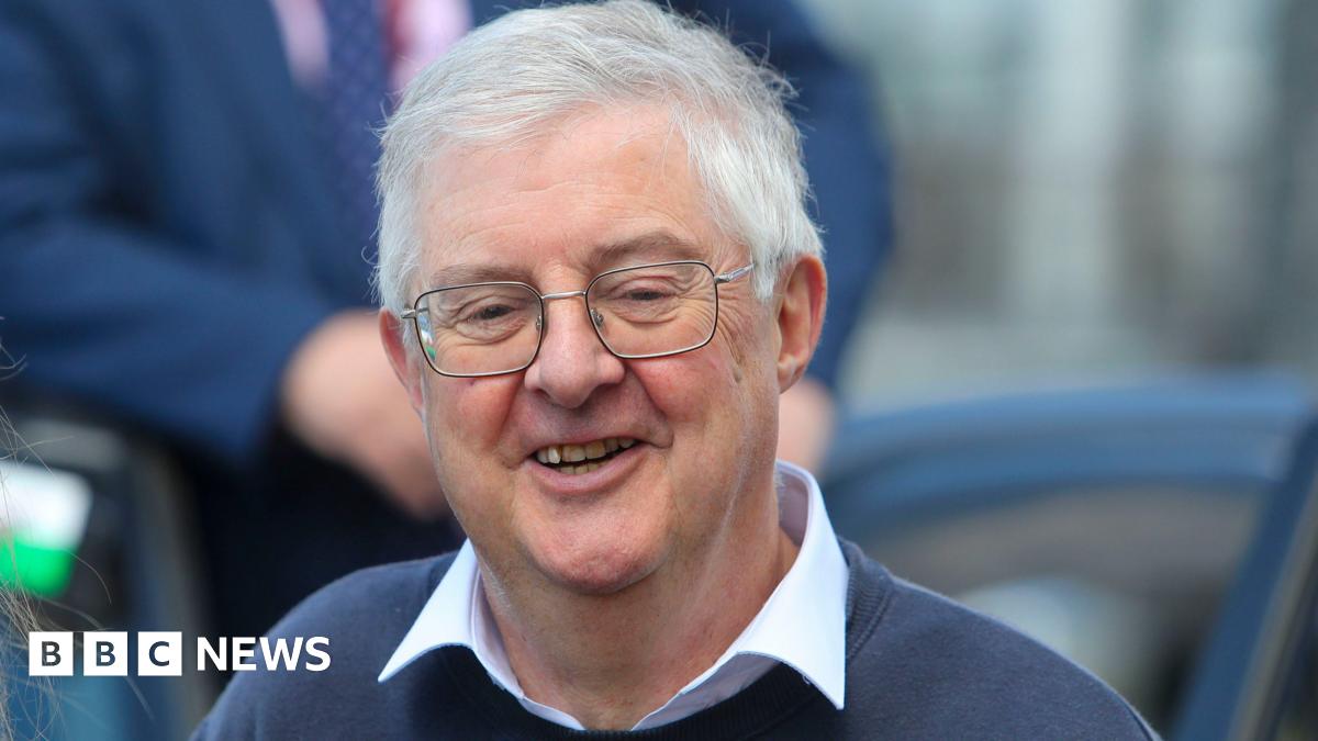 Senedd approves Welsh government's budget after Plaid Cymru deal - BBC News