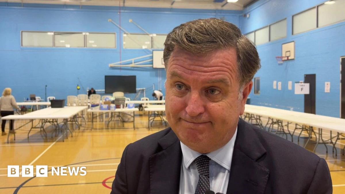 Central Devon MP Mel Stride calls for new Conservative leader - BBC News