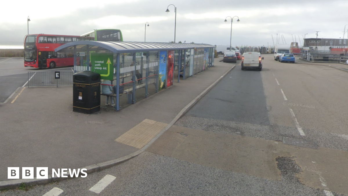 Penzance Bus Station: Passengers asked for views on plans - BBC News
