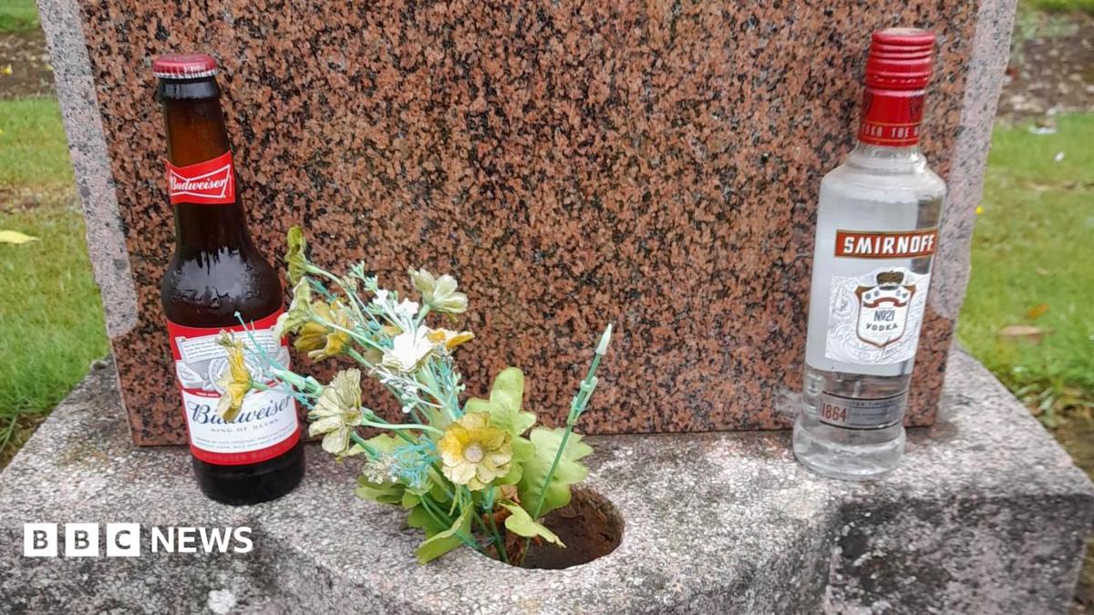 Angus graveyard visitors told not to leave alcohol - BBC News