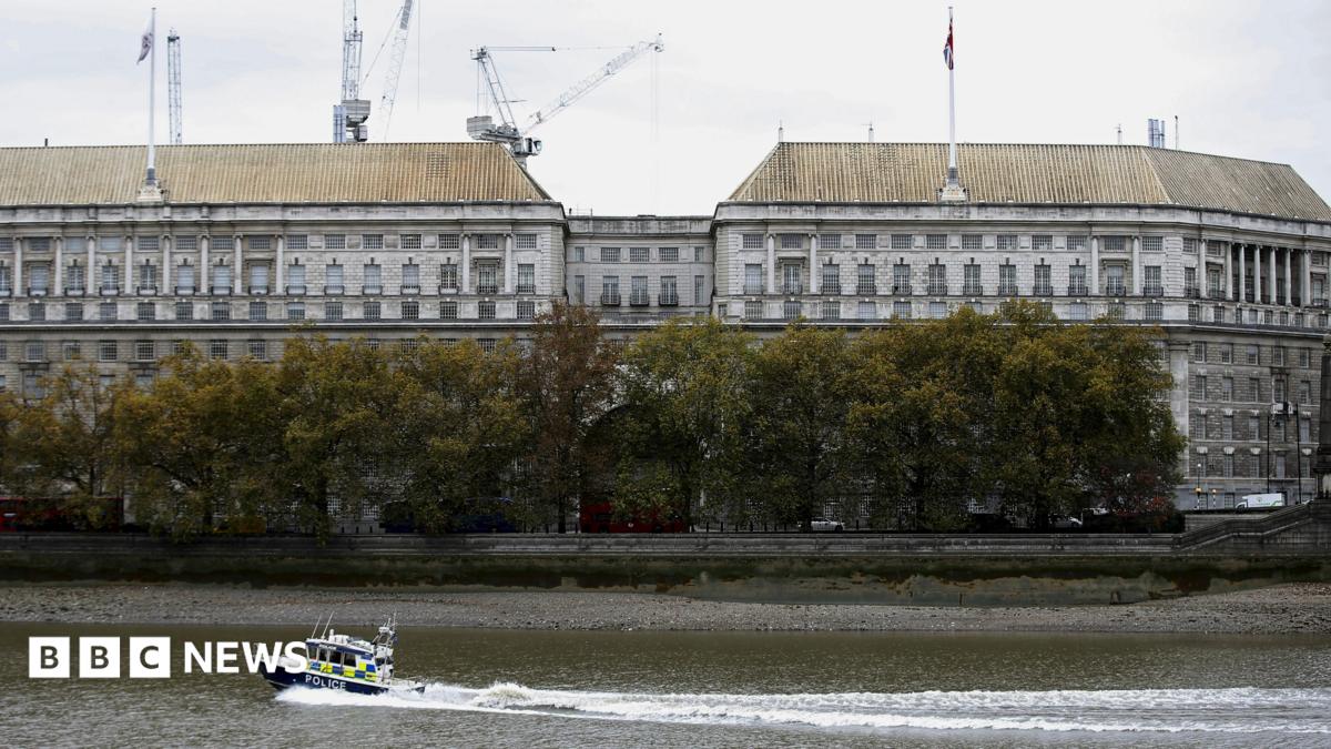 MI5 operating in new era of terror and state threats, says chief - BBC News