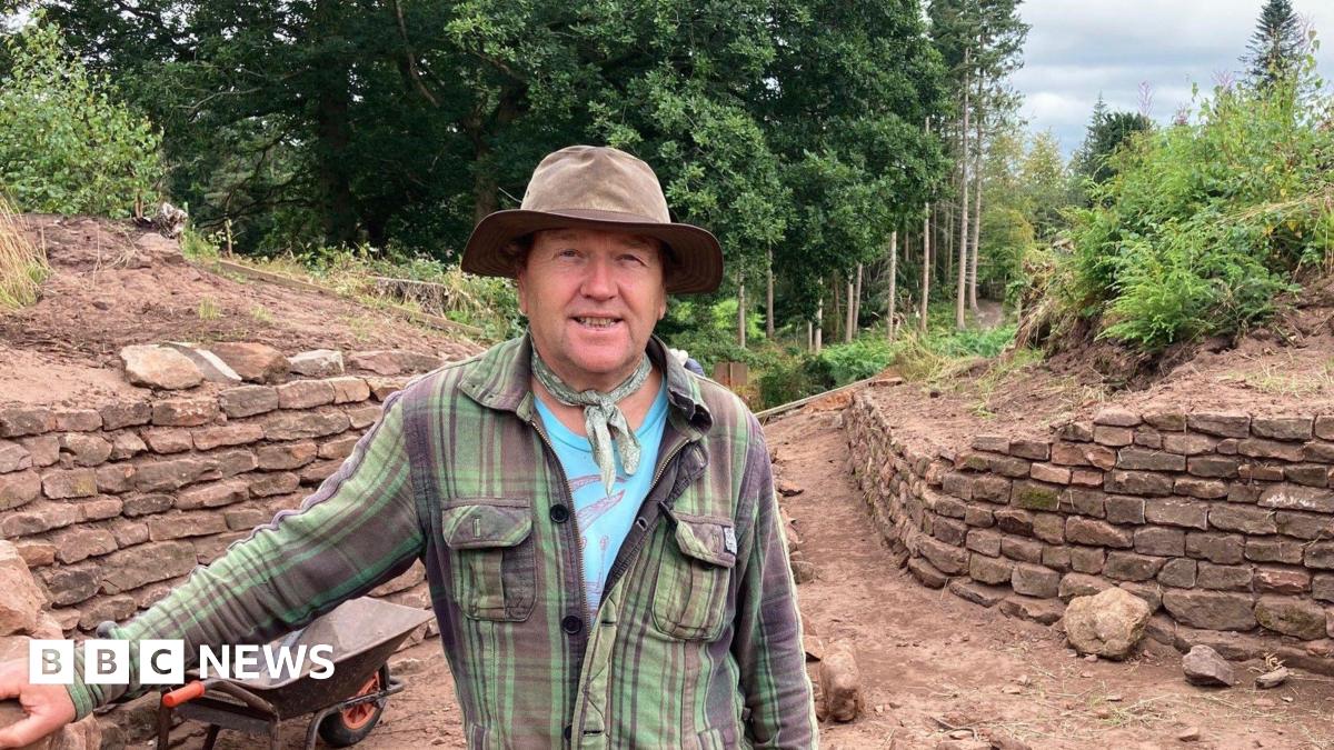 Nesscliffe Roman shrine found by Shropshire hillfort archaeologists ...