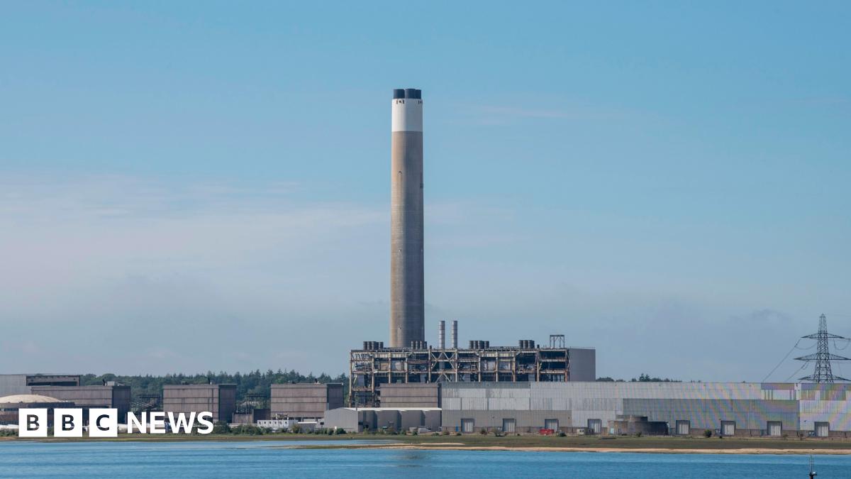 Old Fawley power site vision moves from housing to business - BBC News