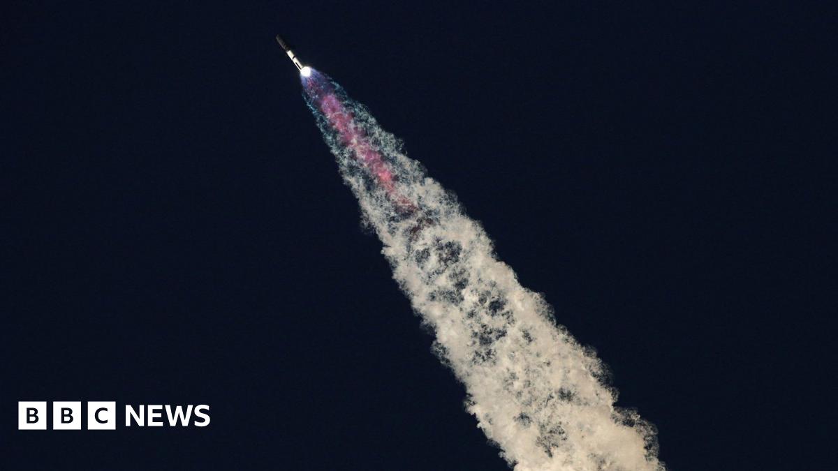 Elon Musk's Starship rocket achieves record-breaking feat - BBC News