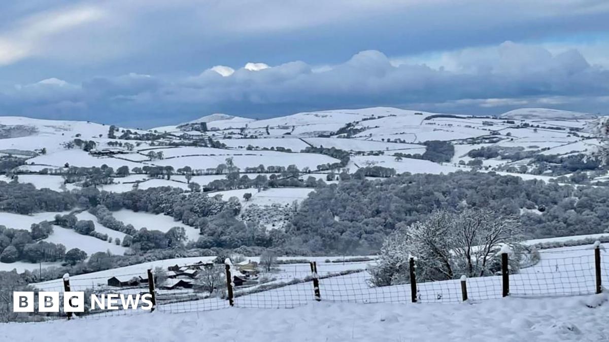 Wales weather: Met Office yellow warnings for ice and heavy snow - BBC News