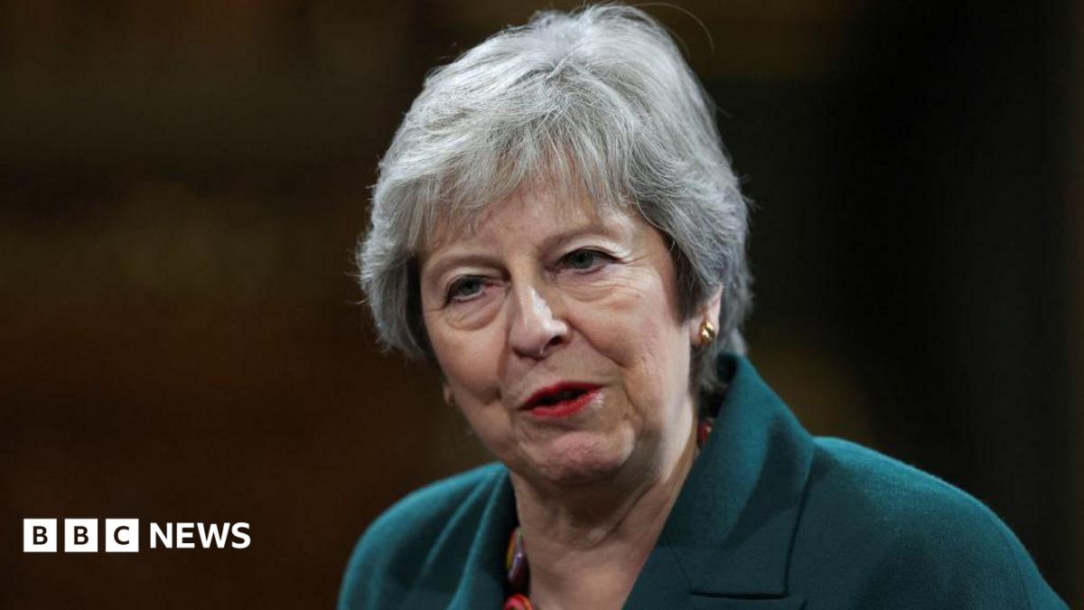 Theresa May's former seat goes Lib Dem in Tory wipe-out - BBC News