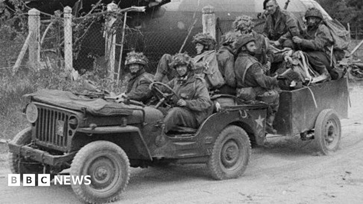 What was the role of Northern Ireland soldiers on D-Day? - BBC News