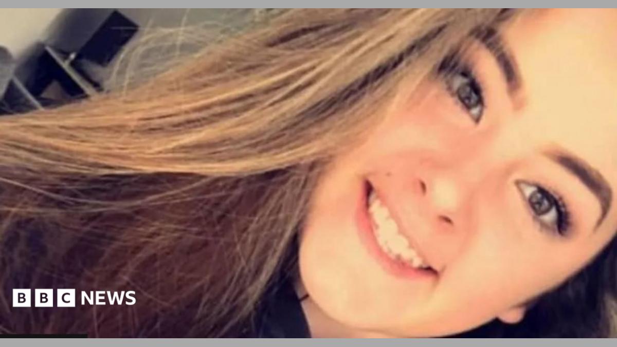 Trust cleared of wrongdoing over Shildon teenager's suicide - BBC News