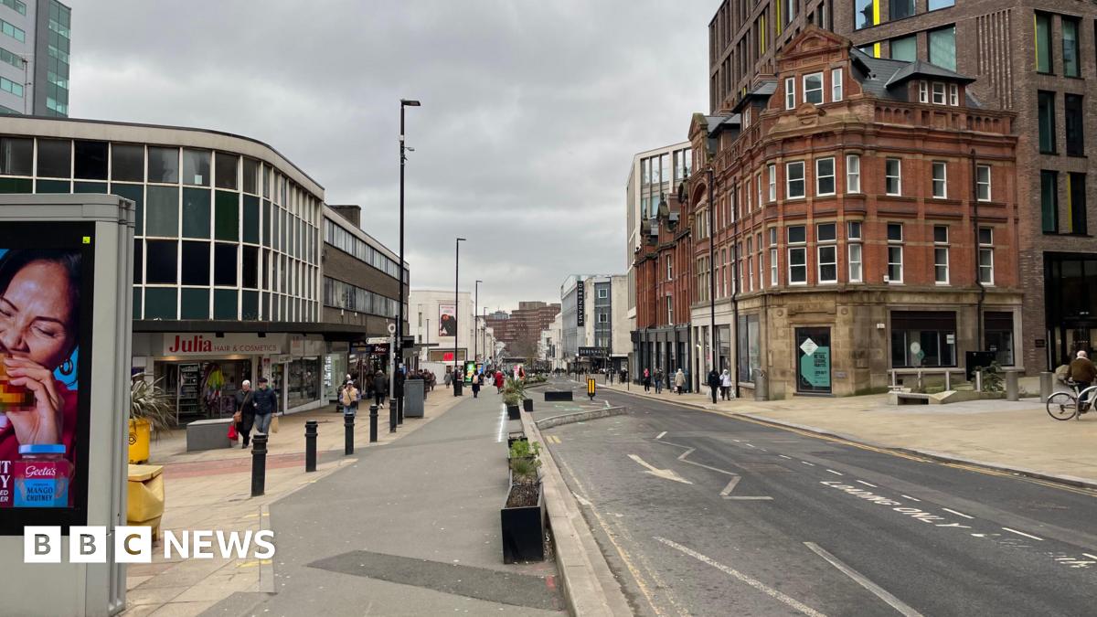 Cost of Pinstone Street pedestrianisation project doubles - BBC News