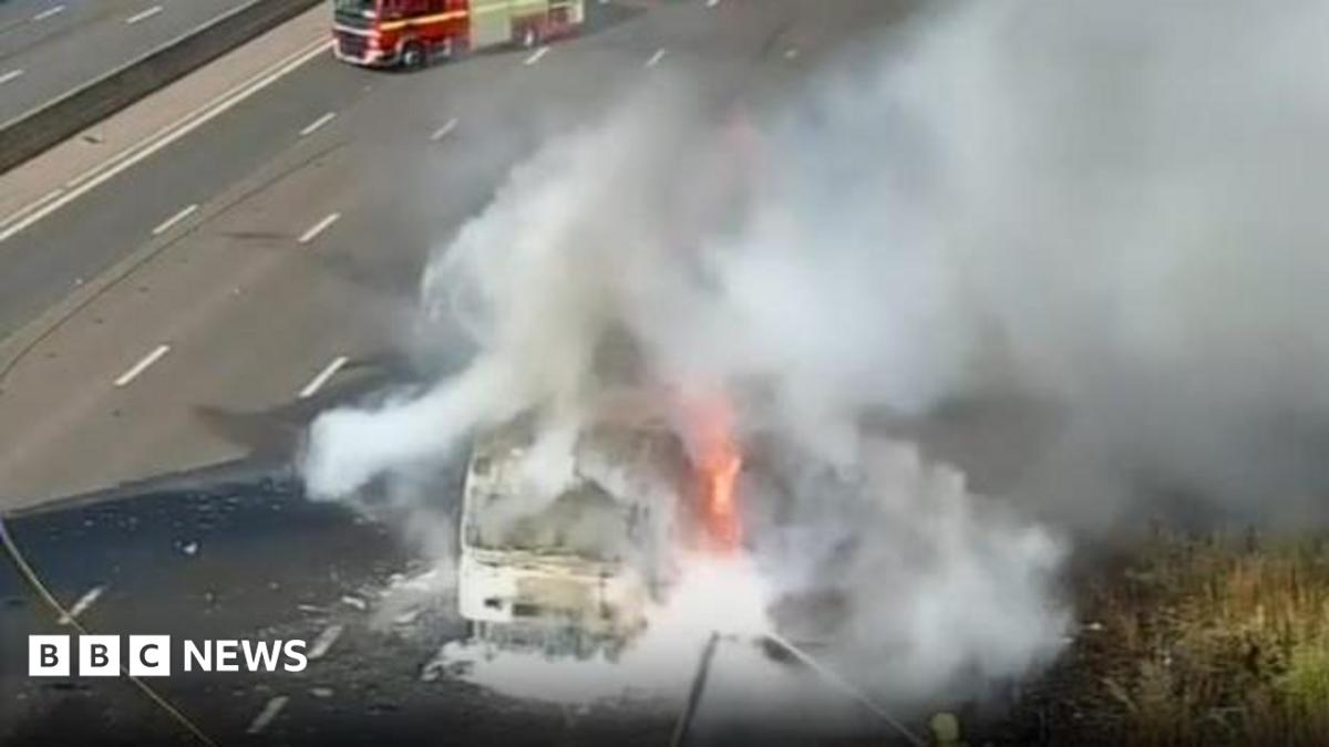 M6 reopens after five-hour closure for lorry fire - BBC News