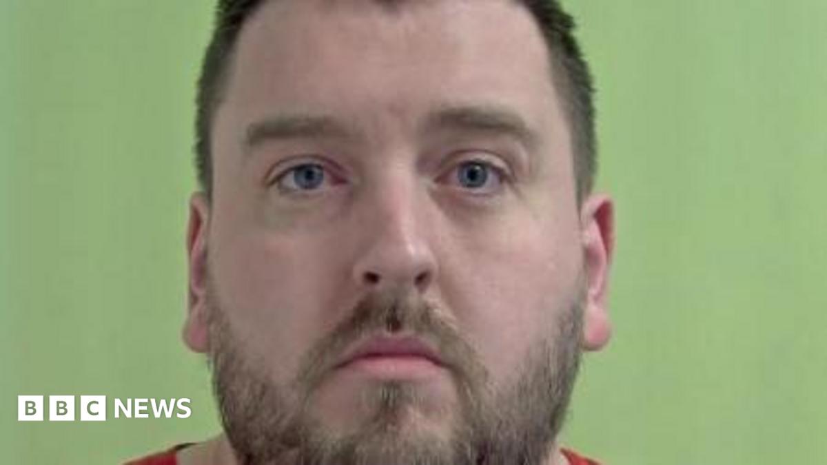 Smuggling gang's long jail terms a 'harsh reality of drug crime' - BBC News