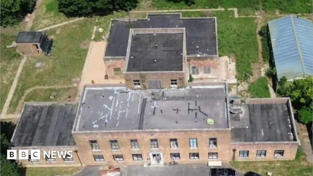 Restoration of RAF West Raynham will support veterans - BBC News