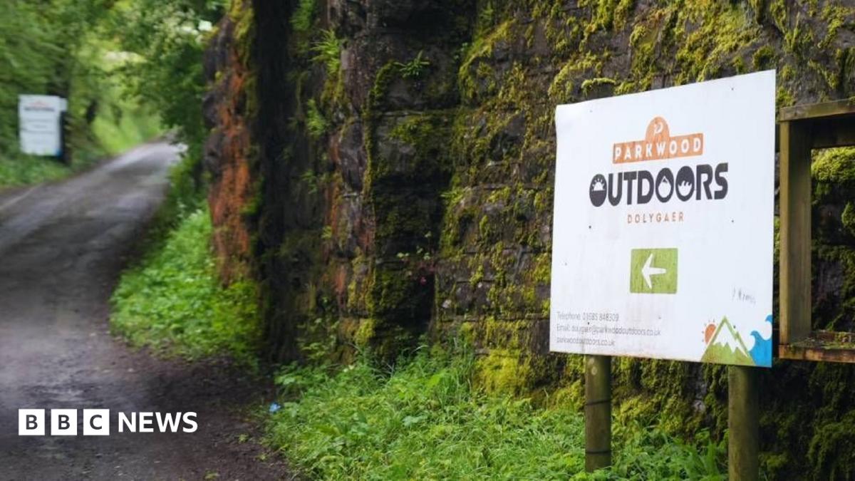 Boy in hospital after fall at Dolygaer Activity Centre zip wire - BBC News