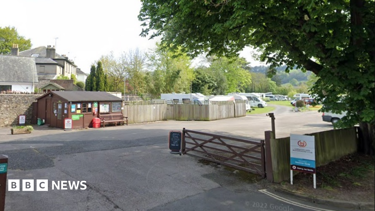 Totnes caravan park upgrade approved for year round use - BBC News