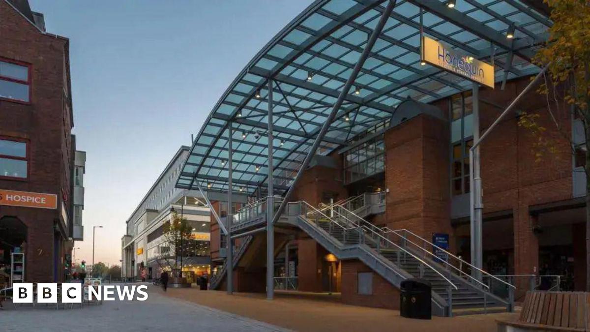 @luvsbbyren sex i arrived and was greeted by a stunning