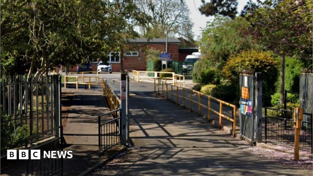 Hull: Cavendish and Gillshill primary school merger plan revealed - BBC ...