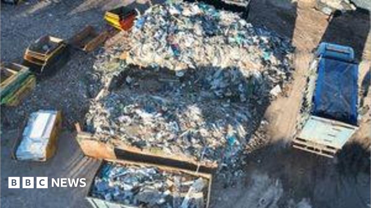 Birmingham company fined £18k for failing to clear waste - BBC News