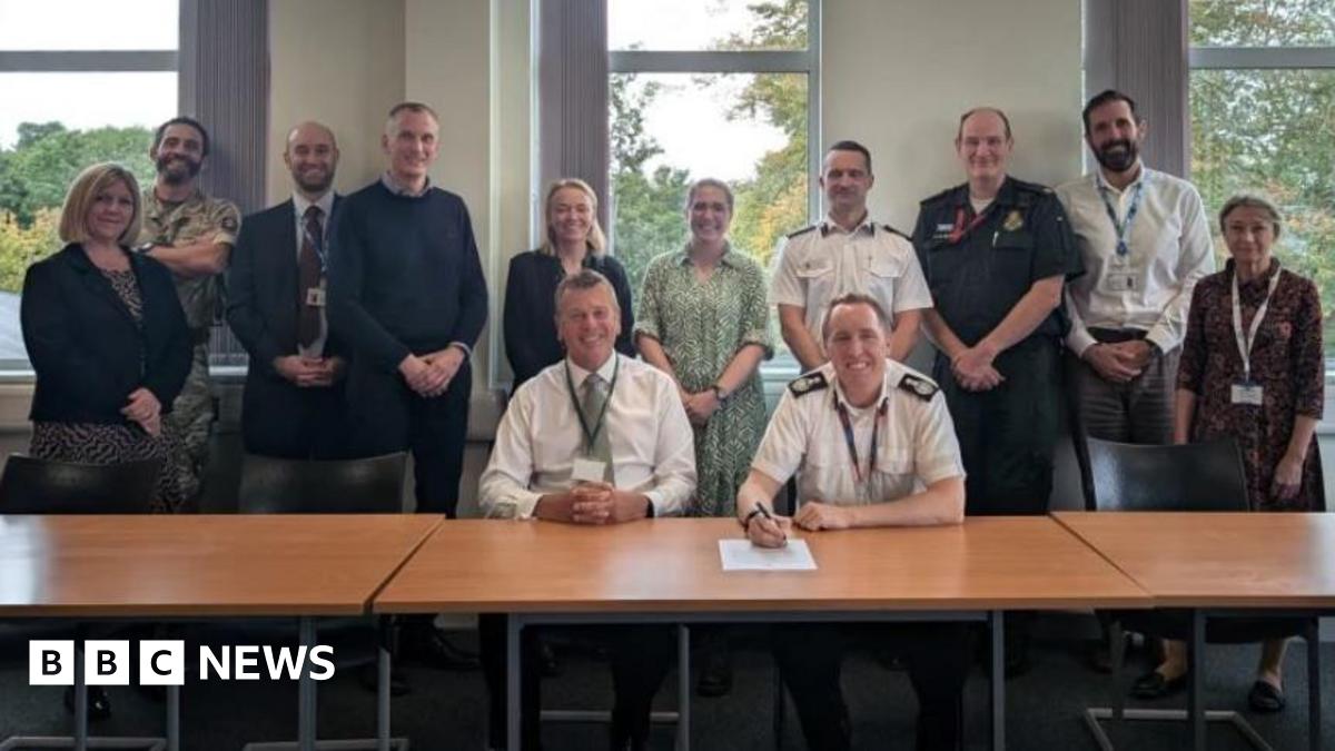 Surrey: Resilience forum to adopt Hillsborough Charter - BBC News