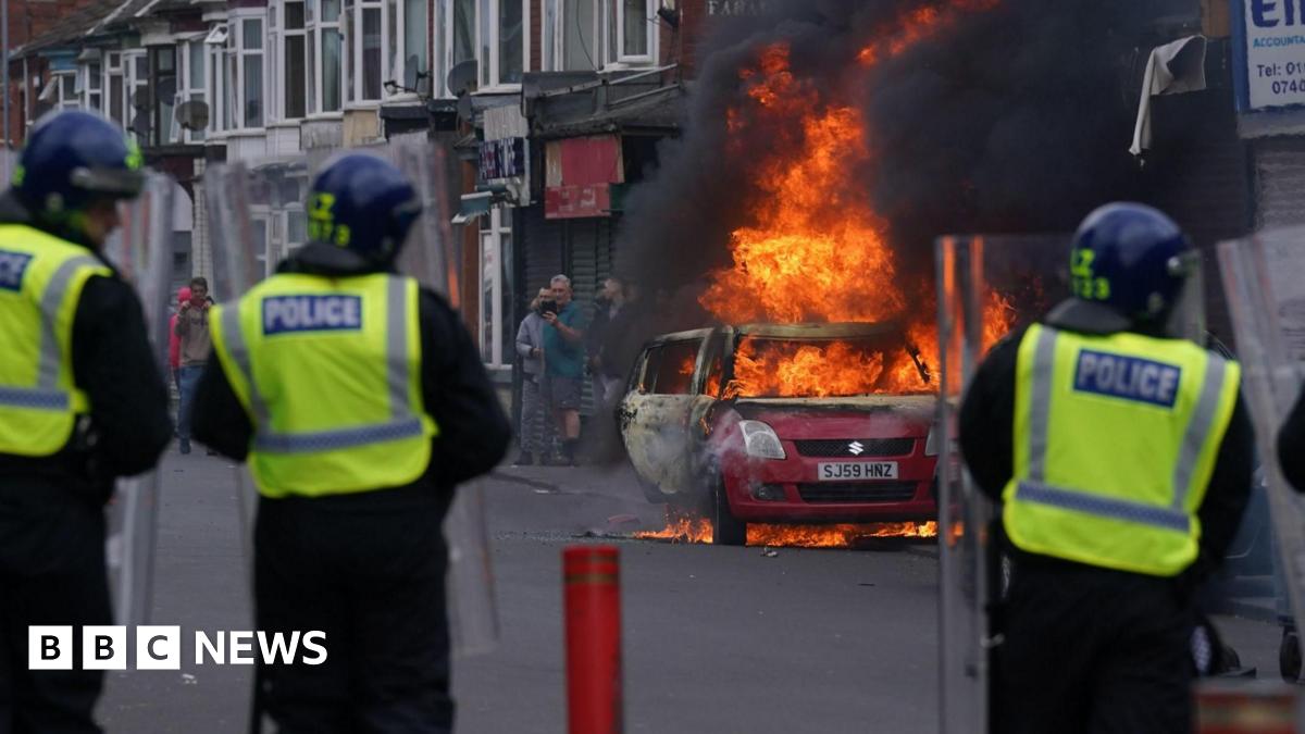 Taskforce launched to tackle root causes of UK riots - BBC News