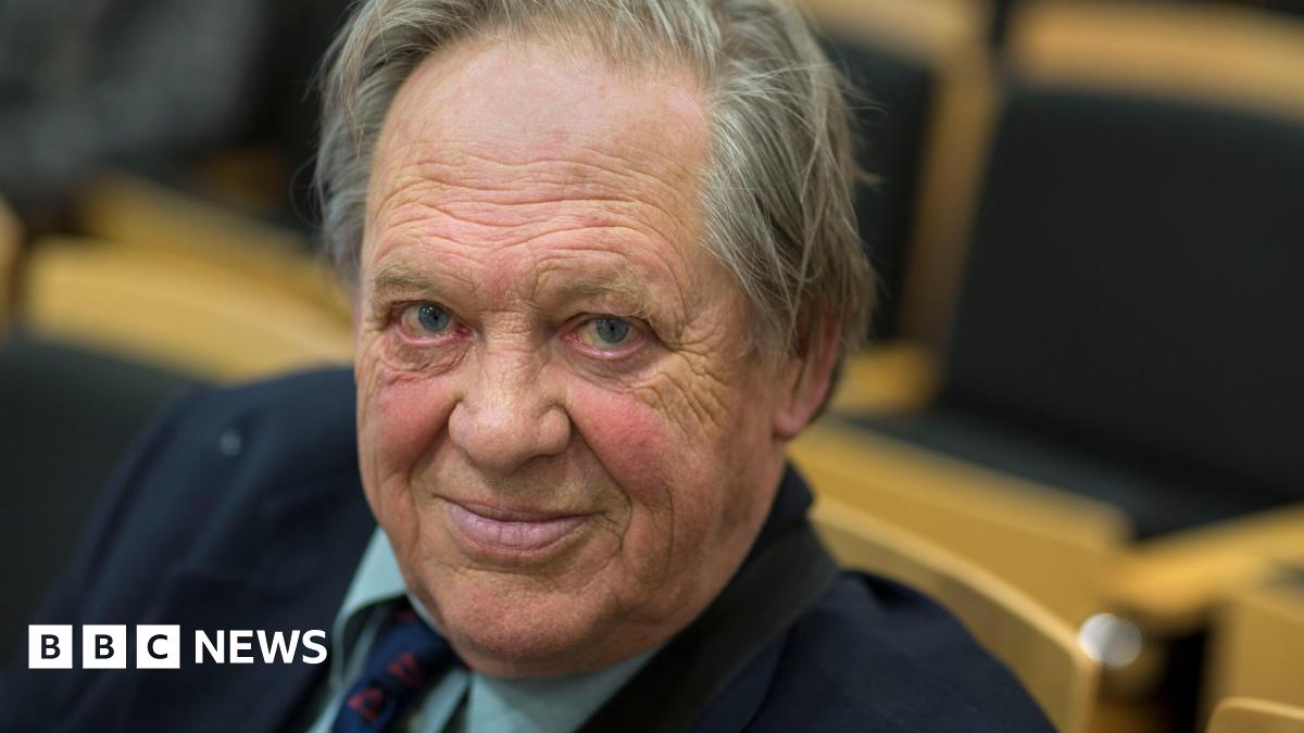 Peter Jay: The extraordinary life of 'the cleverest young man in ...