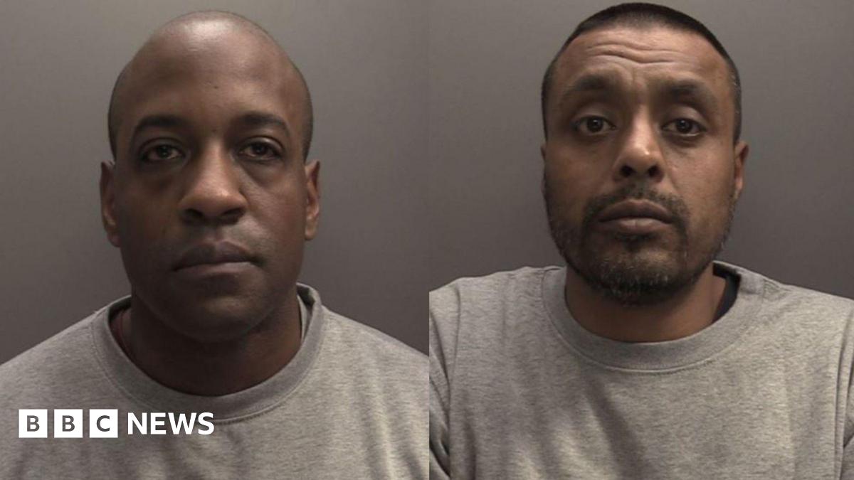 Four men travelled 180 miles to Scunthorpe to attack and rob man - BBC News