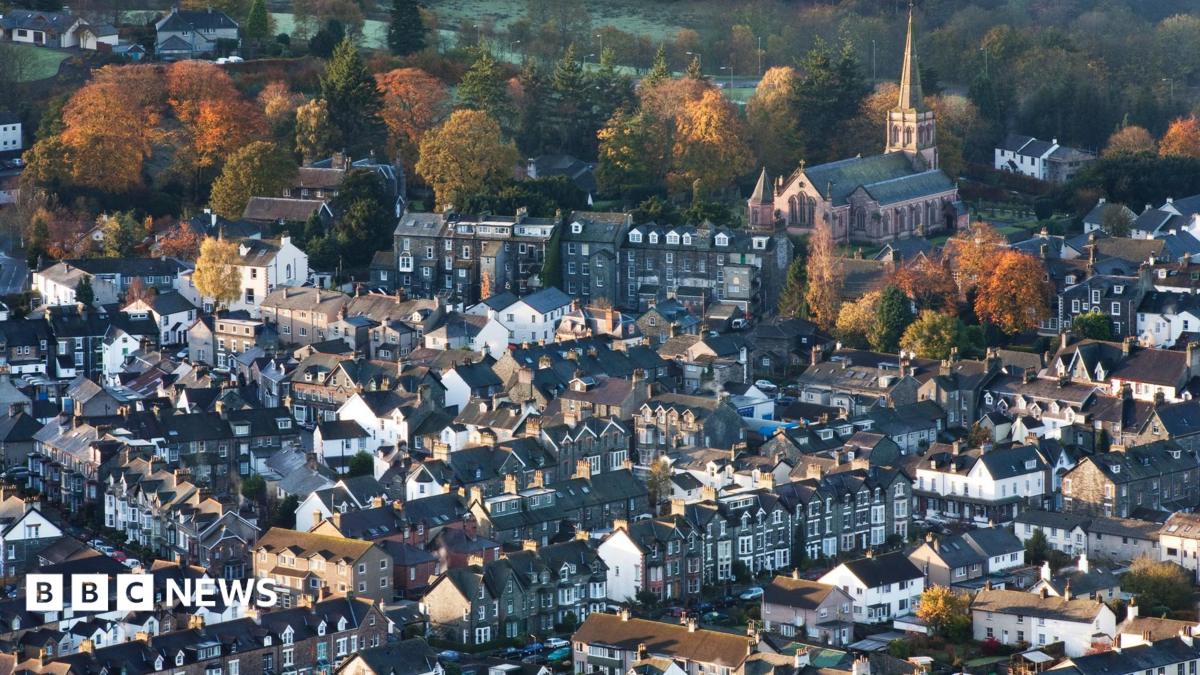 Keswick housing trust awarded King's voluntary service honour - BBC News