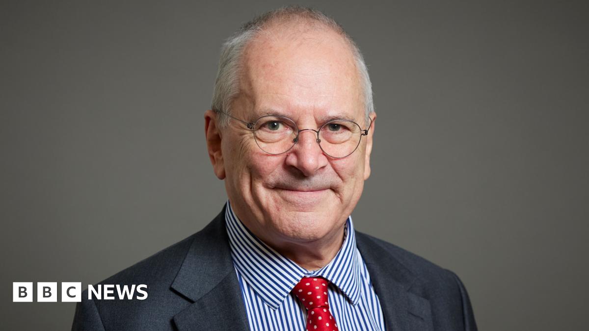 Rail minister admits using phone while driving vintage bus in London ...