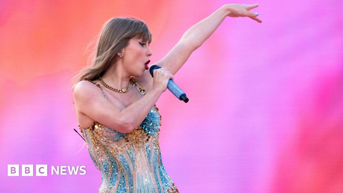 How 'Swiftonomics' is impacting the music industry - BBC News