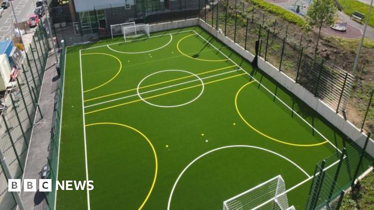 Funding for Torridge multi-use games areas approved - BBC News