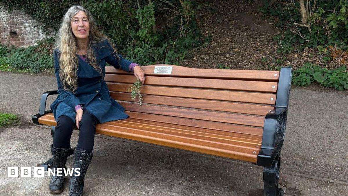 Ross-on-Wye Mott The Hoople bench 'absolutely brilliant', sister says ...