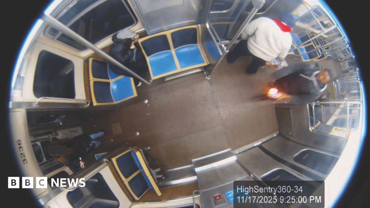 Chicago man accused of setting train passenger on fire had 72 prior ...