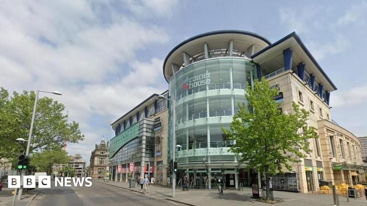Date set for return of cinema to Nottingham Cornerhouse - BBC News