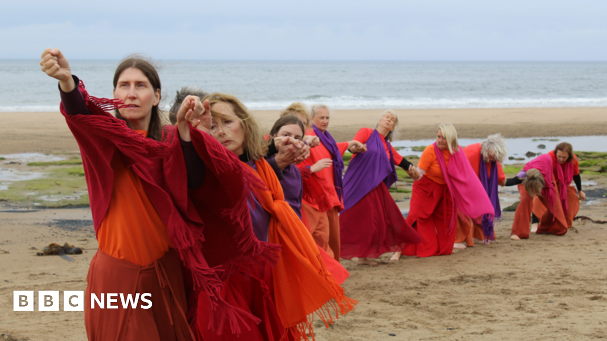 Cambois festival celebrates 'forgotten' Northumberland village - BBC News