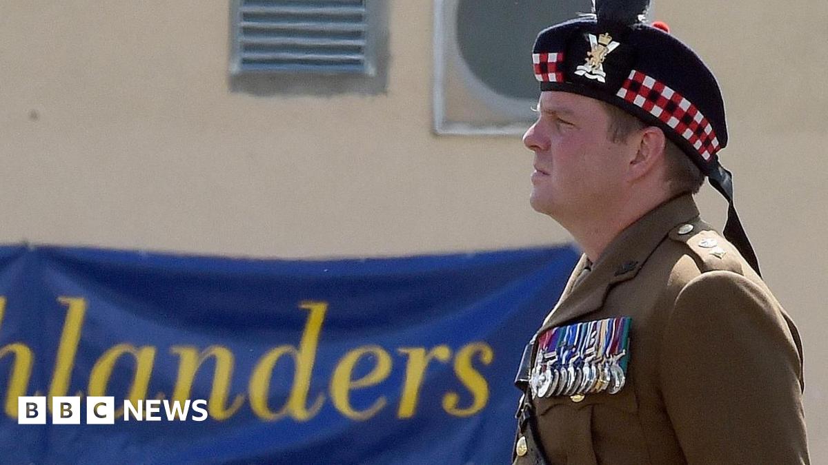 Former major general James Roddis admits disgraceful conduct - BBC News