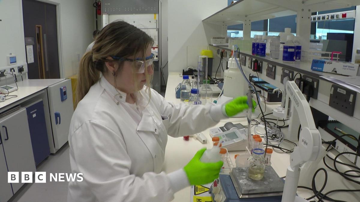 New Manchester research centre aims to revolutionise treatment - BBC News