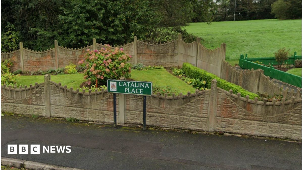 Meir Park couple found dead at home had been shot - BBC News