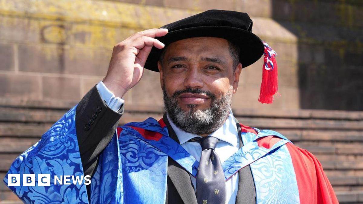 Liverpool poet who overcame traumatic childhood awarded honorary degree ...